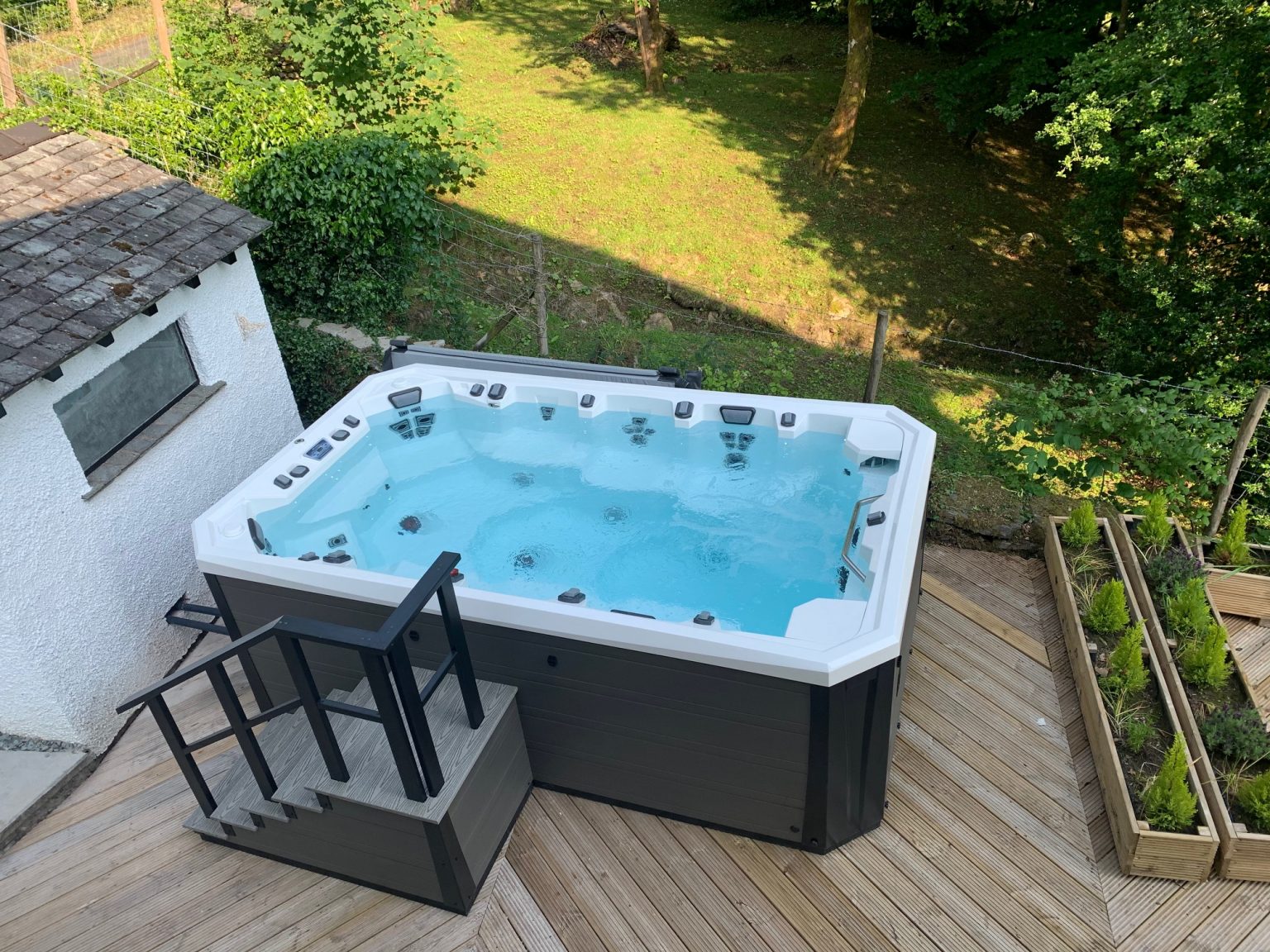 Swim Spas in Hale Barns – a Fantastic Alternative to a Traditional Pool